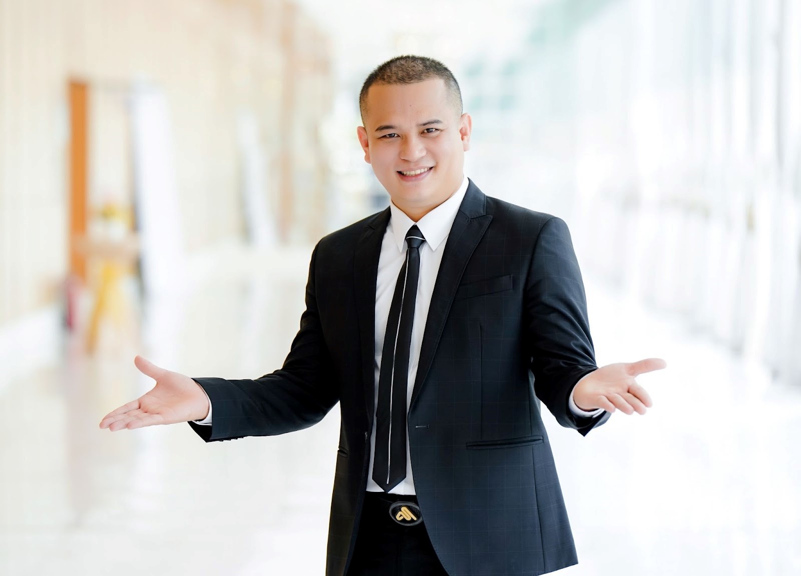 Diễn giả Phan Phúc Thắng: “Người thầy sân khấu” truyền cảm h